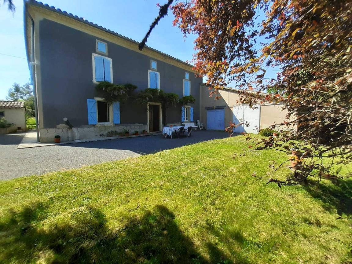 200 M² Gîte ∙ 3 Chambres ∙ 6 Personnes - Gaillac