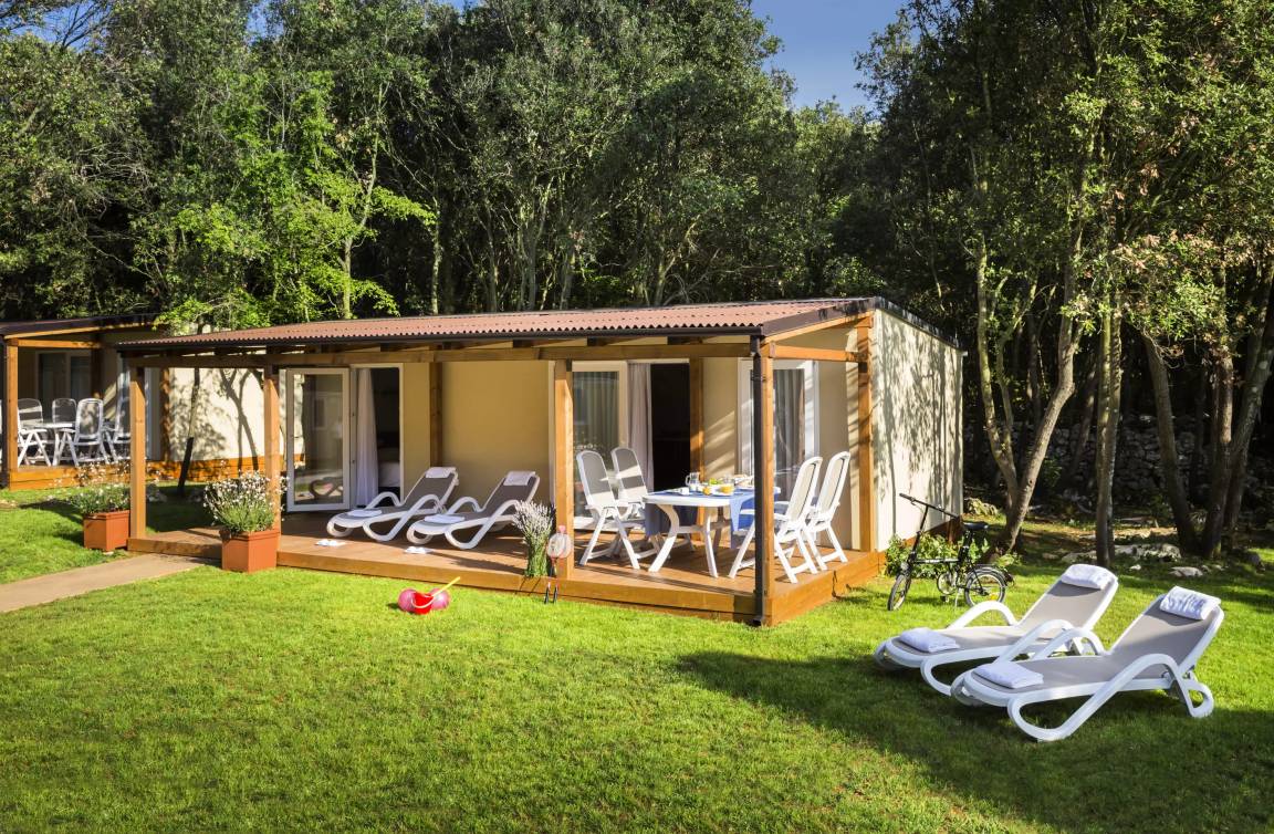 32 M² Caravan ∙ 2 Slaapkamers ∙ 4 Gasten - Rovinj