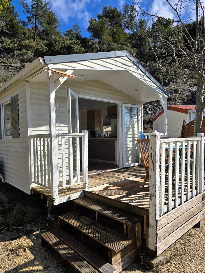 20 M² Mobil-home ∙ 1 Chambre ∙ 2 Personnes - Nyons