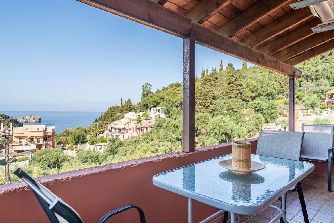80 M² Apartment ∙ 2 Bedrooms ∙ 6 Guests - Corfu