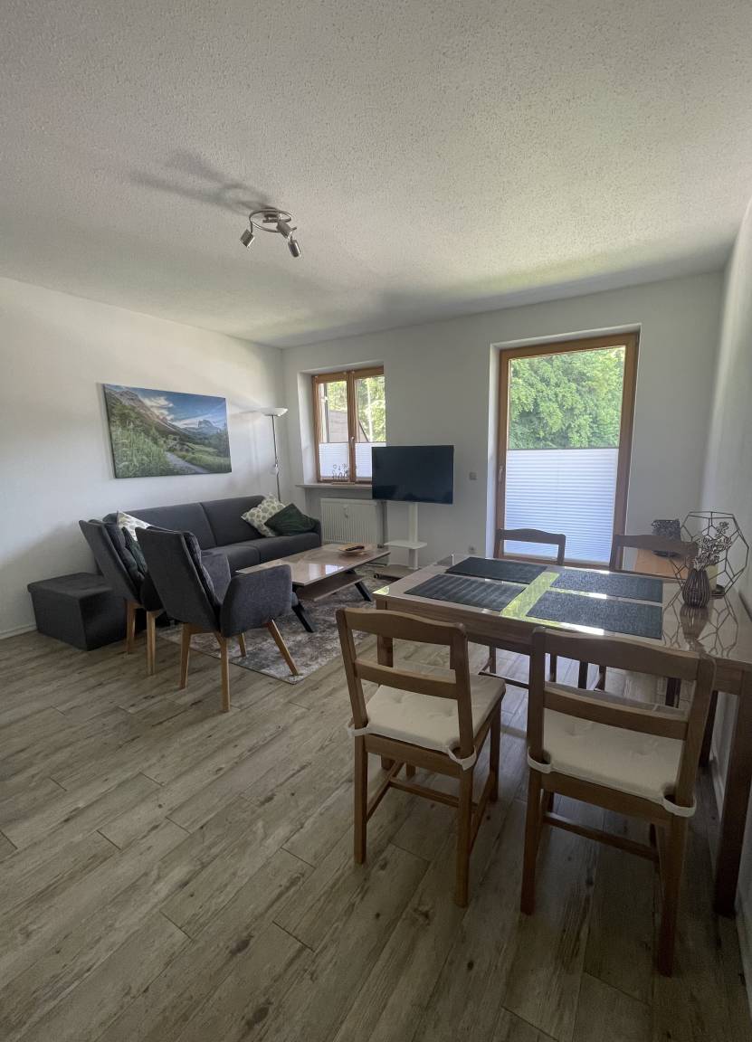 58 M² Ferienwohnung ∙ 4 Gäste - Marquartstein