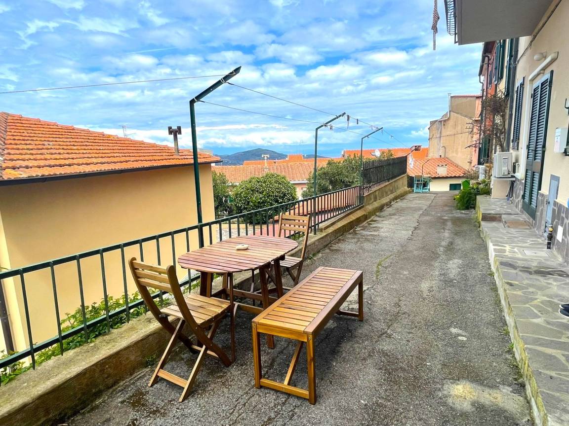 80 M² Ferienwohnung ∙ 2 Schlafzimmer ∙ 8 Gäste - Porto Azzurro