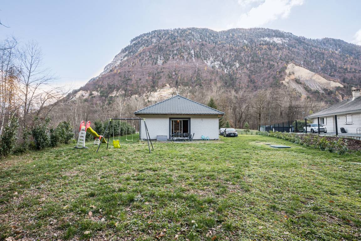 105 M² Maison De Vacances ∙ 4 Chambres ∙ 8 Personnes - Saint-Jean-de-Maurienne