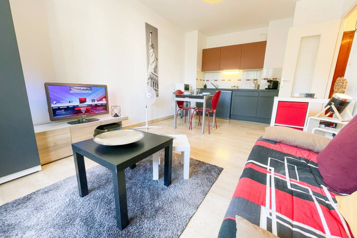 24 M² Studio ∙ 2 Personnes - Ibis Budget Grenoble Sud Seyssins