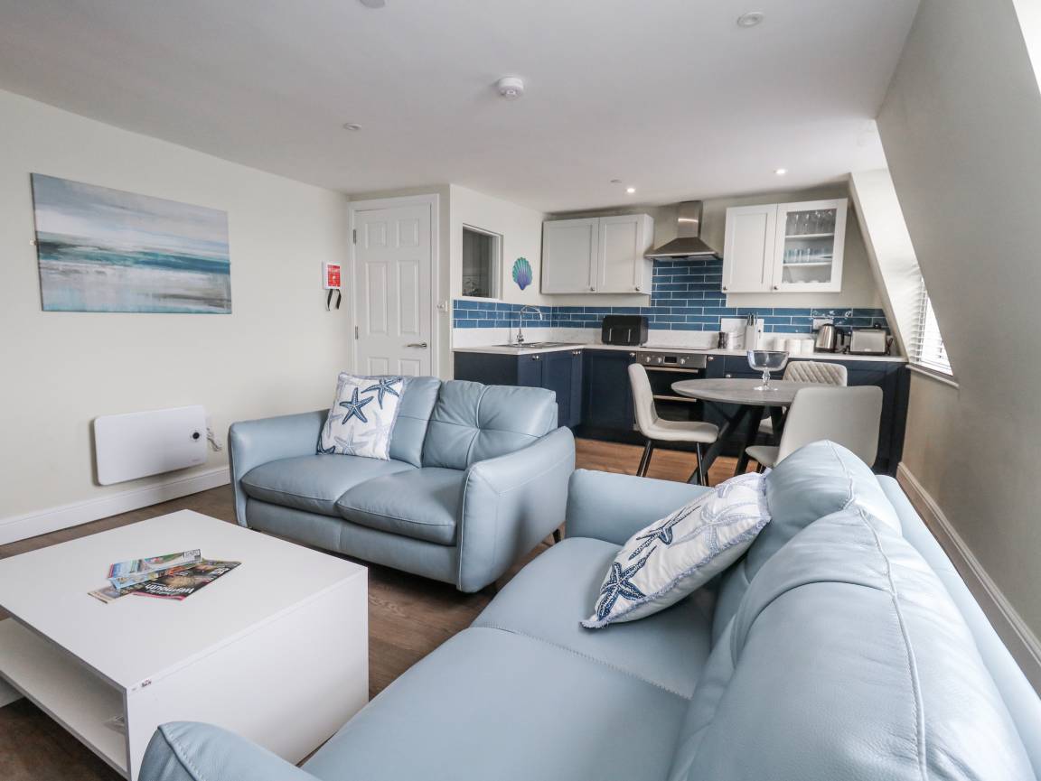 Cottage ∙ 2 Bedrooms ∙ 4 Guests - Weymouth