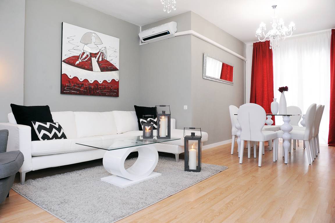 122 M² Apartment ∙ 4 Bedrooms ∙ 7 Guests - Montgat