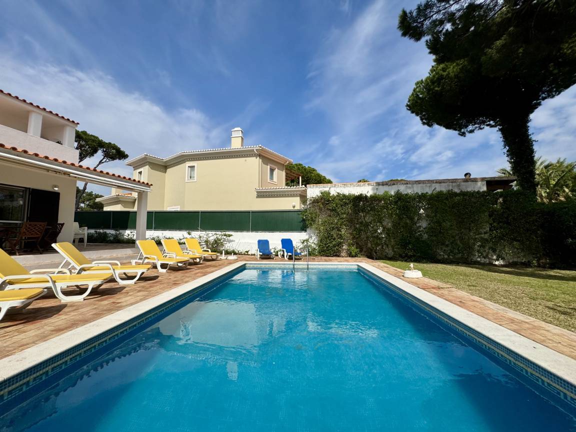136 M² Villa ∙ 3 Schlafzimmer ∙ 8 Gäste - Quarteira