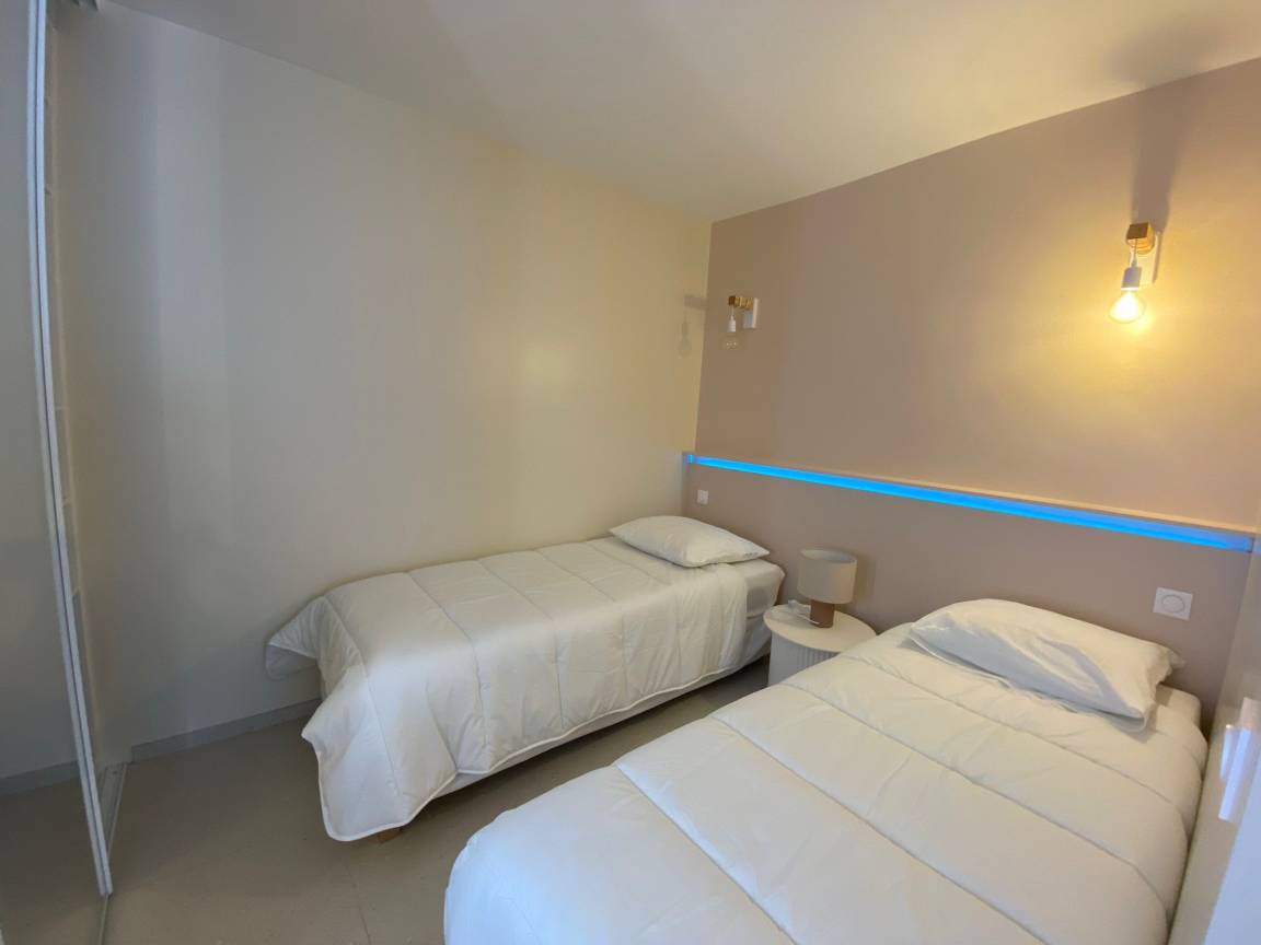 22 M² Studio ∙ 1 Chambre ∙ 2 Personnes - Mèze