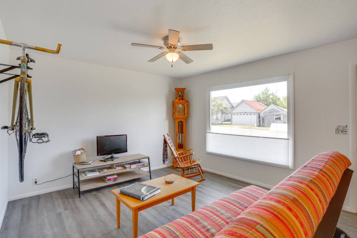 72 M² House ∙ 2 Bedrooms ∙ 6 Guests - Blue Lake, CA