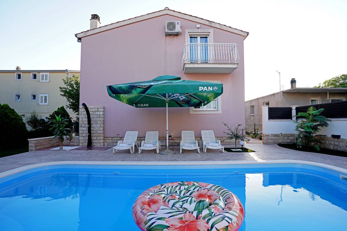 220 M² Maison De Vacances ∙ 4 Chambres ∙ 8 Personnes - Split
