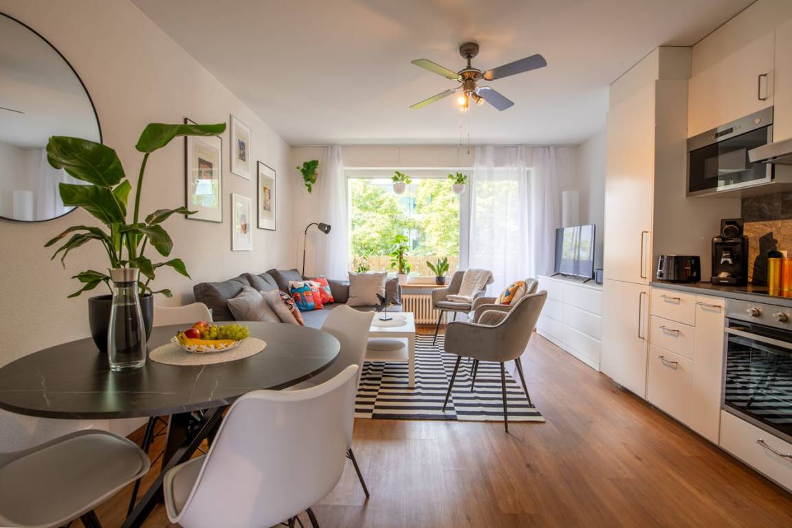 56 M² Apartamento ∙ 2 Habitaciones ∙ 4 Huéspedes - Bâle