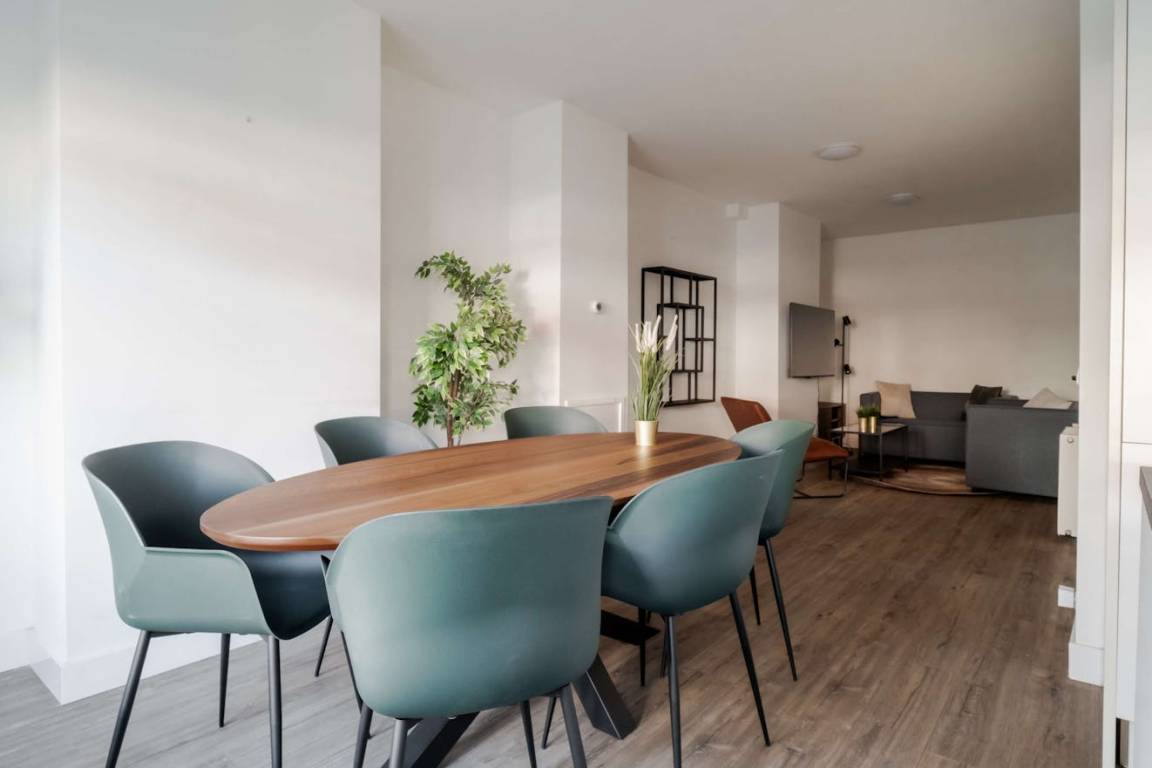 75 M² Apartment ∙ 2 Bedrooms ∙ 5 Guests - Rotterdam