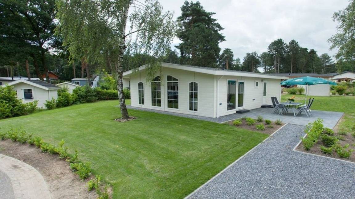 65 M² House ∙ 2 Bedrooms ∙ 4 Guests - Roermond