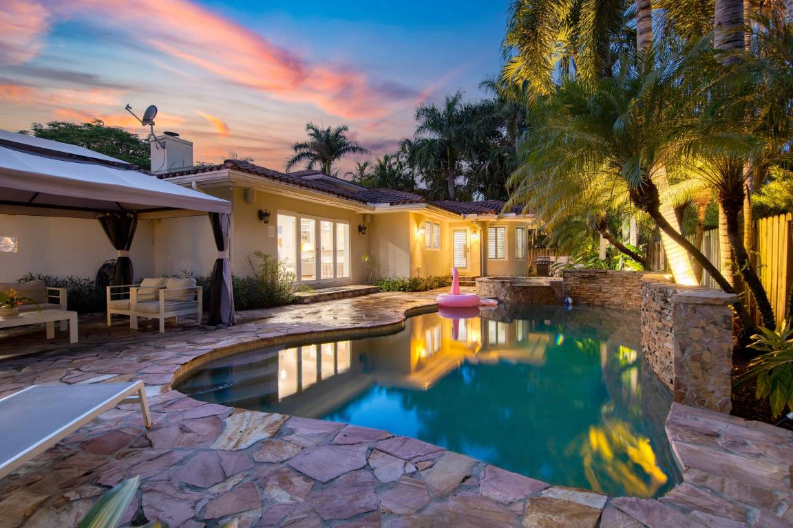 350 M² House ∙ 5 Bedrooms ∙ 14 Guests - Fort Lauderdale, FL