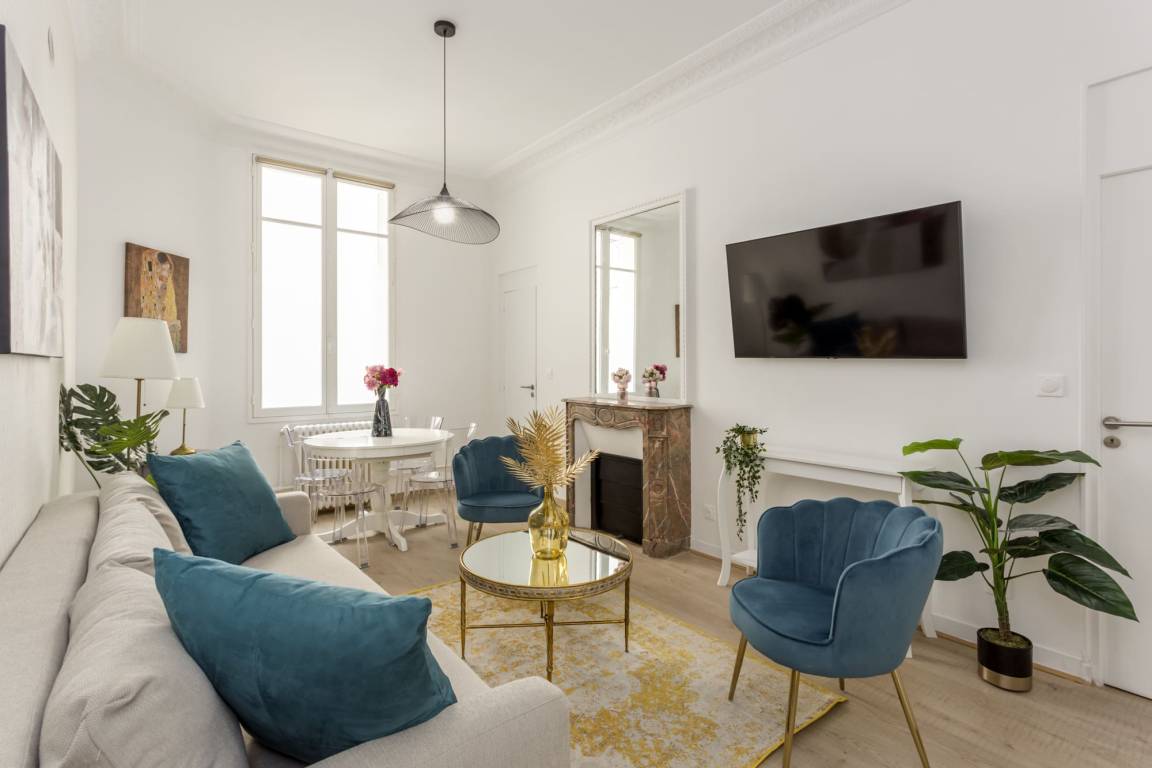 74 M² Appartement ∙ 2 Chambres ∙ 6 Personnes - Batignolles