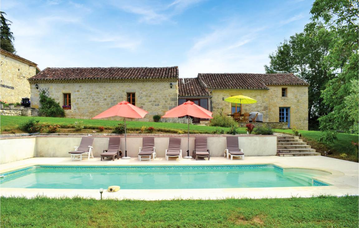 153 M² Maison De Vacances ∙ 3 Chambres ∙ 6 Personnes - Agen