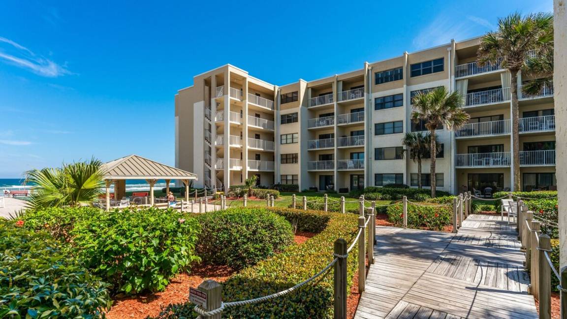 87 M² Apartment ∙ 2 Bedrooms ∙ 6 Guests - New Smyrna Beach, FL