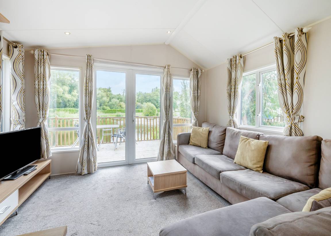 Caravan ∙ 2 Bedrooms ∙ 6 Guests - York, UK