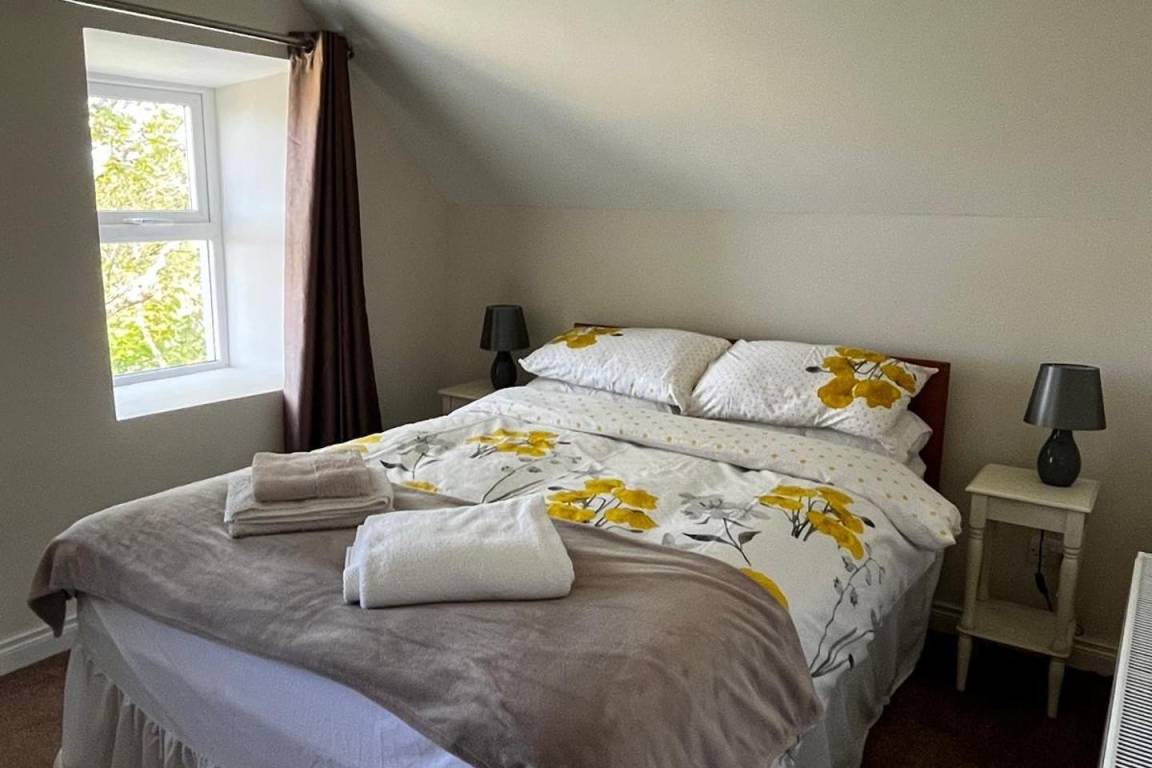 90 M² Cottage ∙ 3 Bedrooms ∙ 6 Guests - County Donegal