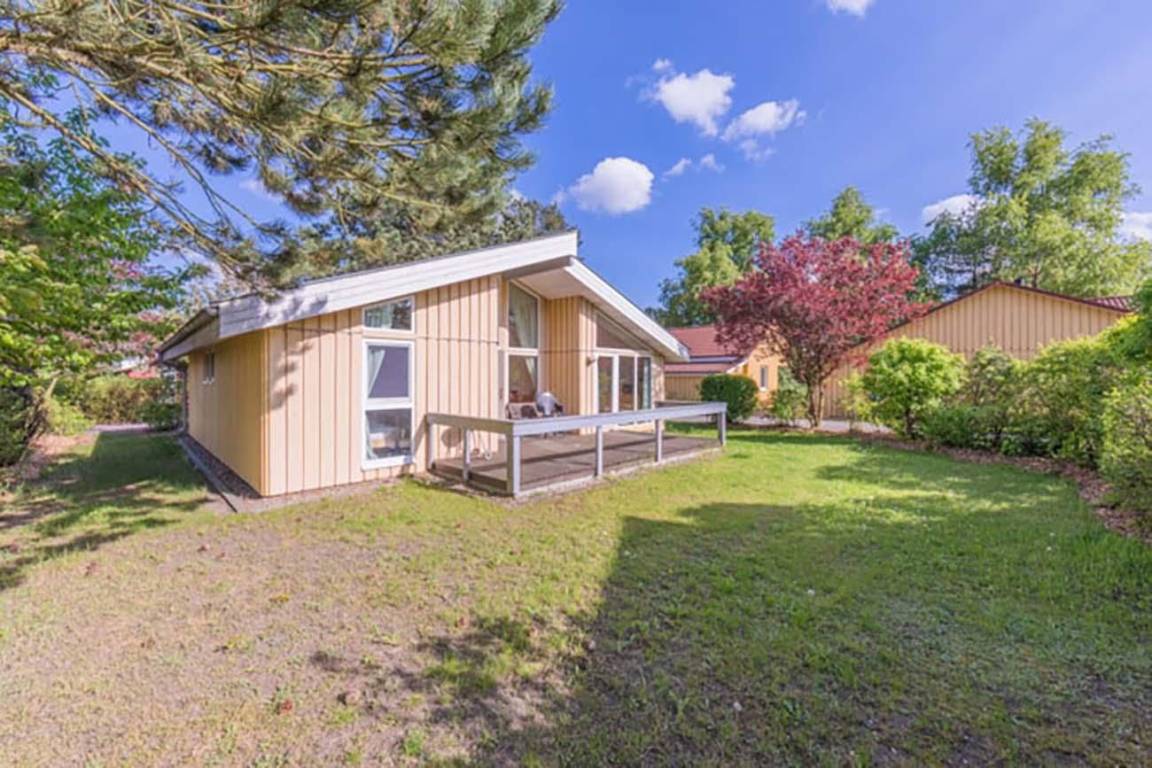 77 M² Ferienhaus ∙ 2 Schlafzimmer ∙ 4 Gäste - Userin