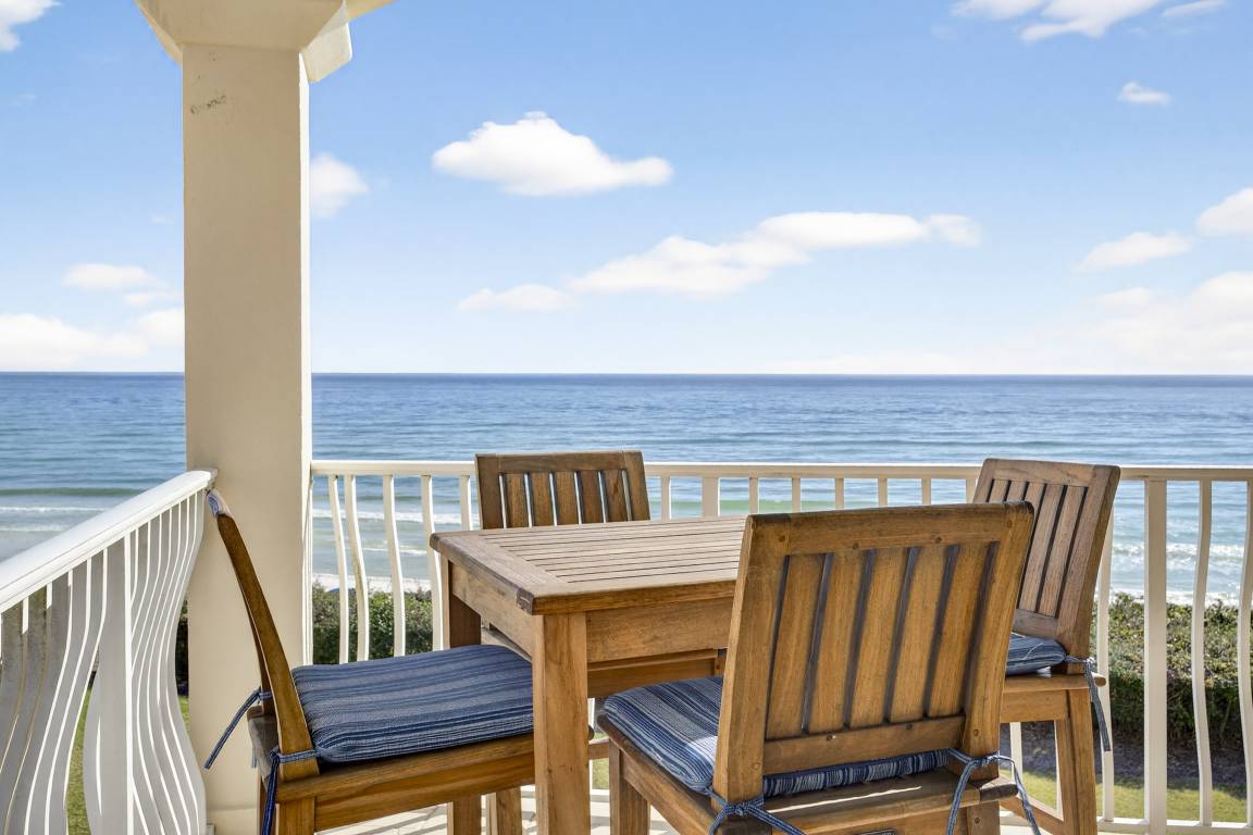 142 M² Condo ∙ 3 Bedrooms ∙ 8 Guests - Rosemary Beach, FL