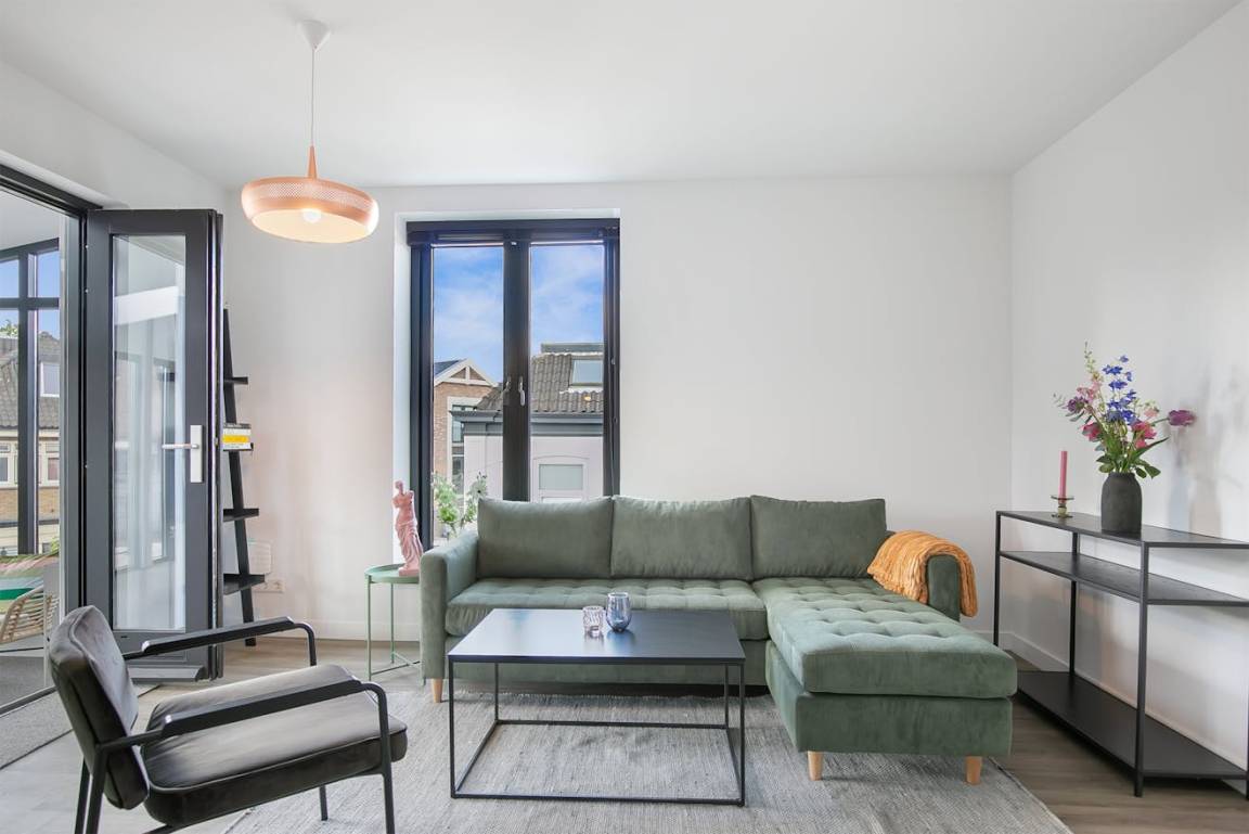 55 M² Appartement ∙ 1 Slaapkamer ∙ 2 Gasten - Huizen