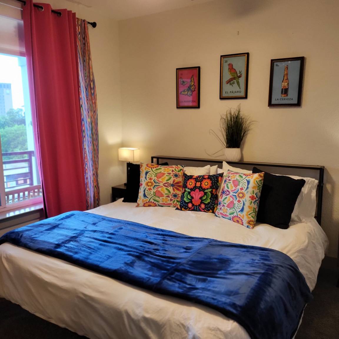 67 M² Apartment ∙ 2 Bedrooms ∙ 4 Guests - San Antonio, TX