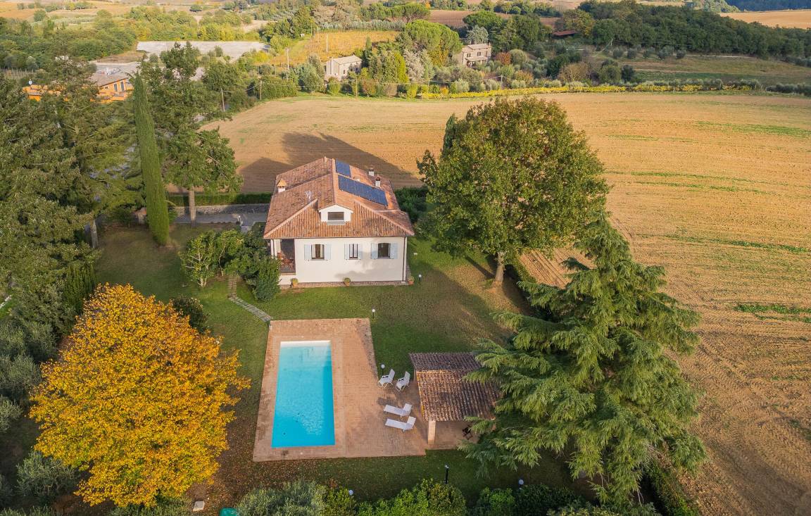 300 M² House ∙ 4 Bedrooms ∙ 9 Guests - Orvieto