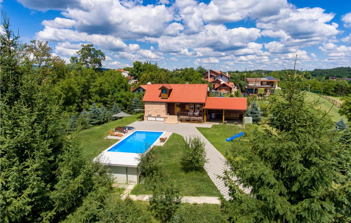 96 M² Ferienhaus ∙ 3 Schlafzimmer ∙ 6 Gäste - Kroatien