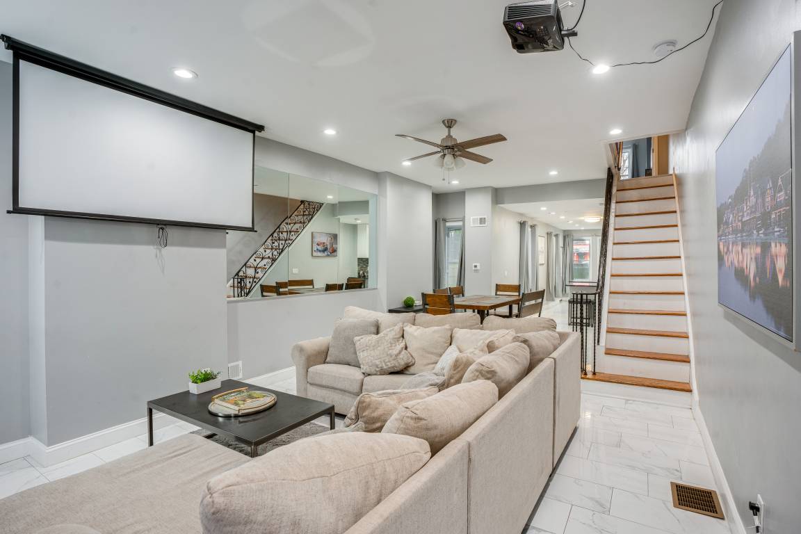 204 M² Apartment ∙ 4 Bedrooms ∙ 8 Guests - Oxford Circle - Philadelphia
