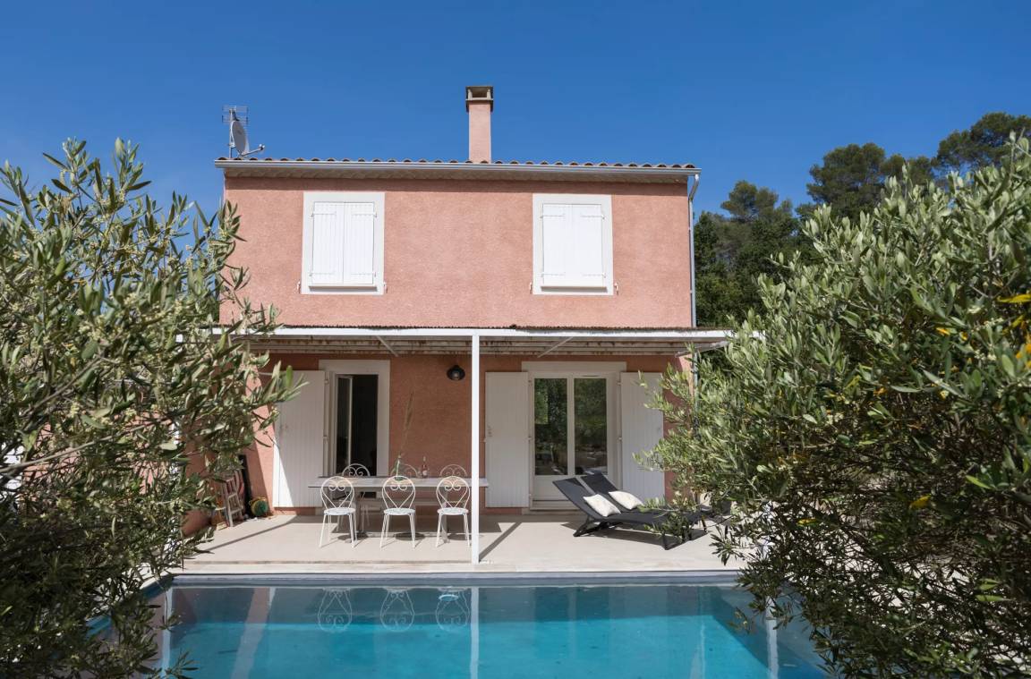 110 M² Maison De Vacances ∙ 3 Chambres ∙ 6 Personnes - Montpezat