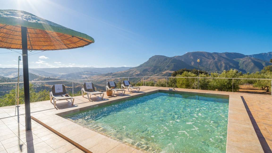 100 M² Casa ∙ 2 Habitaciones ∙ 4 Huéspedes - Grazalema