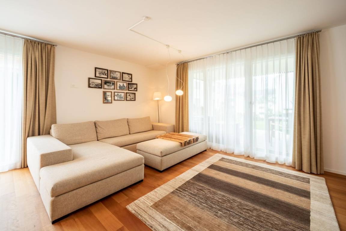 82 M² Apartment ∙ 2 Bedrooms ∙ 4 Guests - Laax