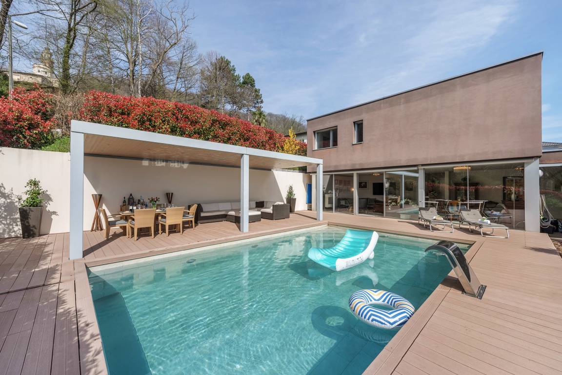 185 M² Luxury Rental ∙ 3 Bedrooms ∙ 6 Guests - Lugano