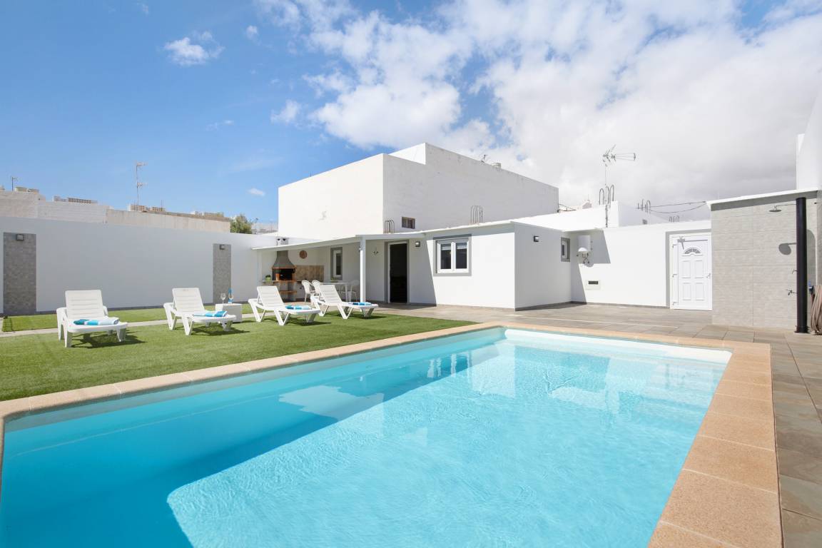 45 M² House ∙ 1 Bedroom ∙ 2 Guests - Puerto del Rosario