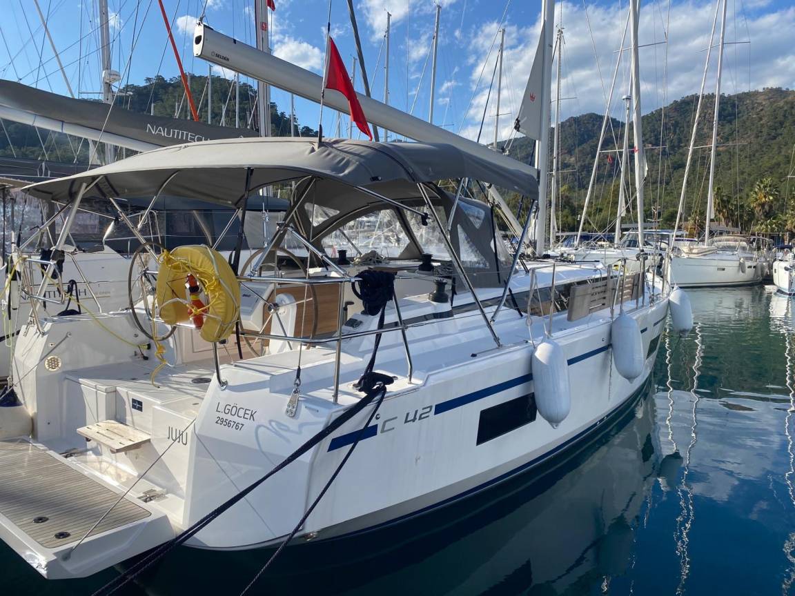 12 M² Houseboat ∙ 2 Bedrooms ∙ 4 Guests - Göcek