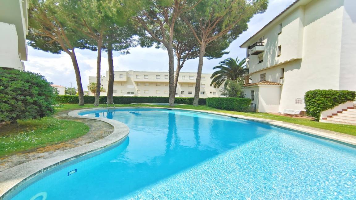 80 M² Apartment ∙ 3 Bedrooms ∙ 6 Guests - L'Escala