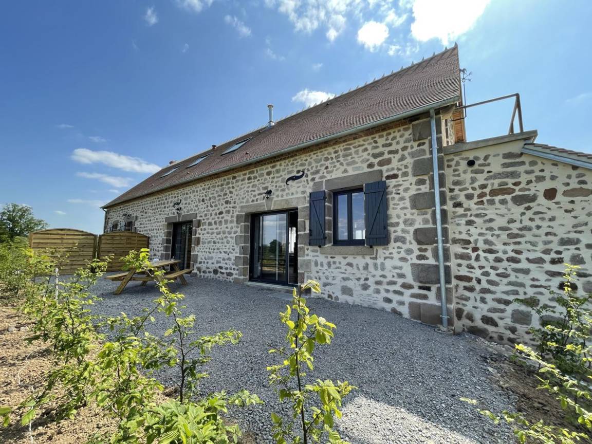 110 M² Cottage ∙ 3 Bedrooms ∙ 8 Guests - Bourbon-l'Archambault