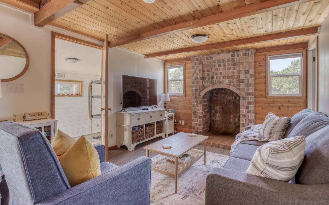 93 M² House ∙ 2 Bedrooms ∙ 6 Guests - Pacific City Beach, OR
