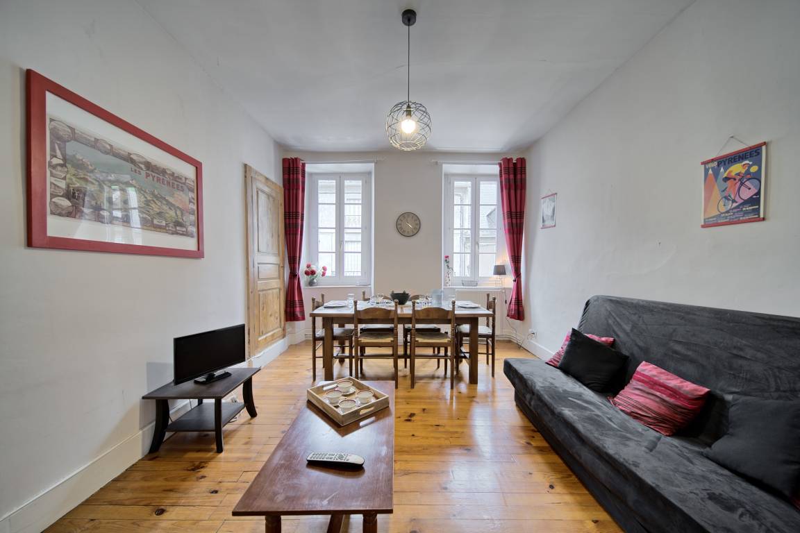 65 M² Apartamento ∙ 3 Habitaciones ∙ 6 Huéspedes - Les