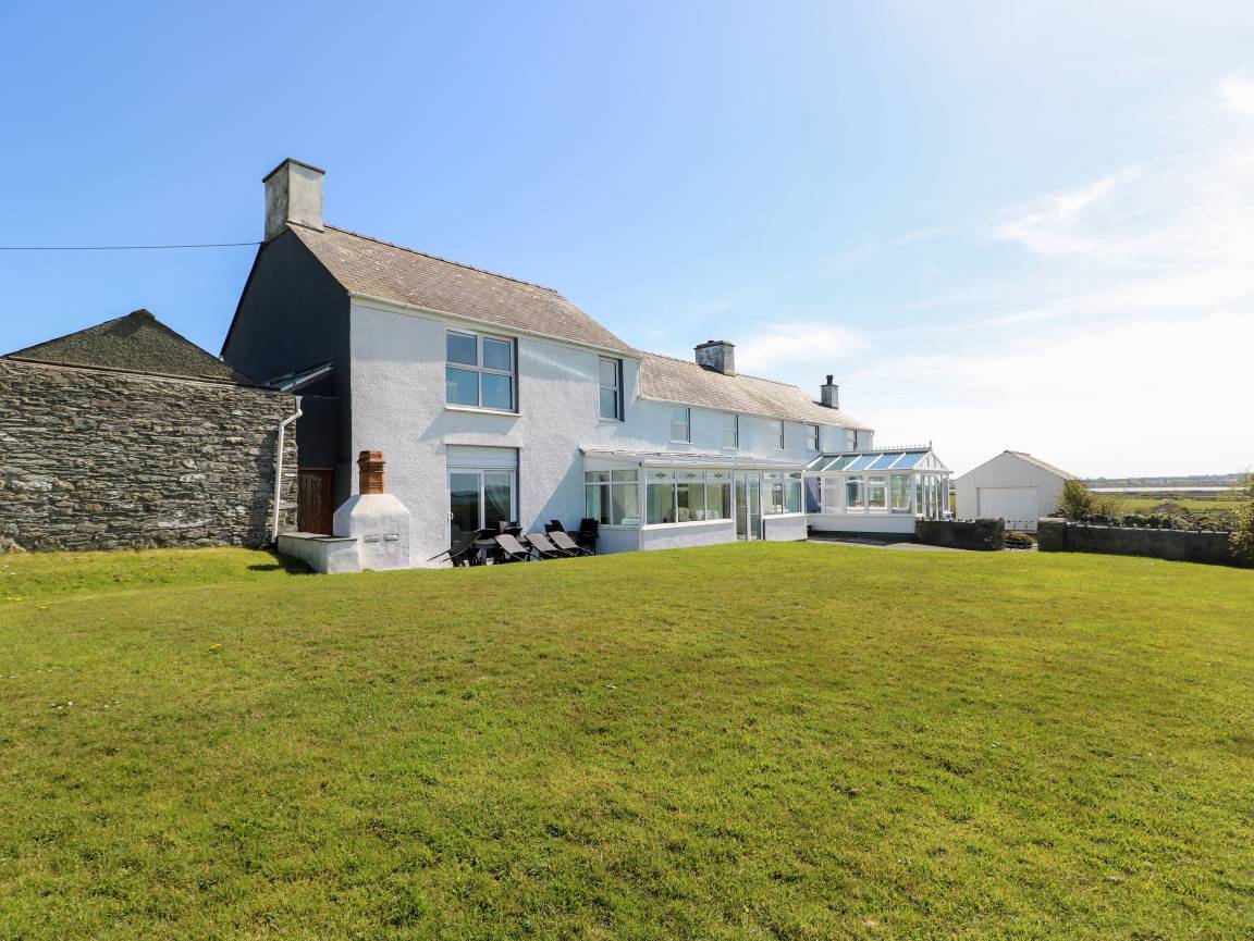 Cottage ∙ 5 Bedrooms ∙ 10 Guests - Trearddur Bay