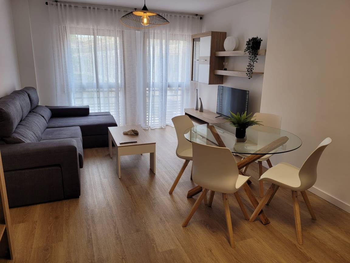 100 M² Apartamento ∙ 3 Habitaciones ∙ 6 Huéspedes - El Ejido