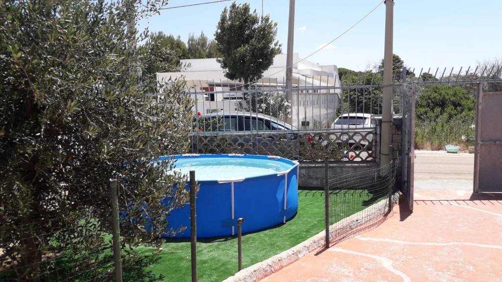 140 M² Villa ∙ 4 Schlafzimmer ∙ 16 Gäste - Gallipoli