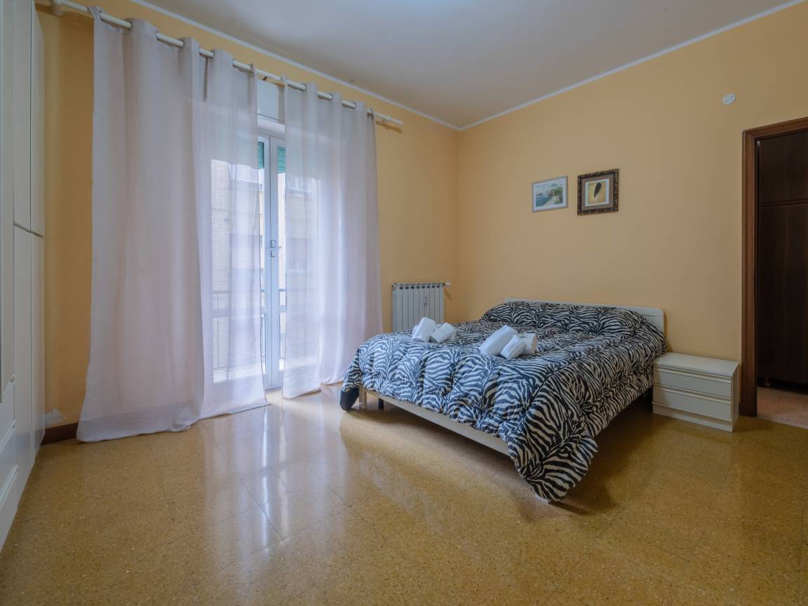 70 M² Apartment ∙ 2 Bedrooms ∙ 6 Guests - La Spezia