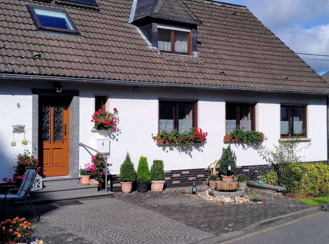 45 M² Ferienwohnung ∙ 2 Schlafzimmer ∙ 3 Gäste - Windeck