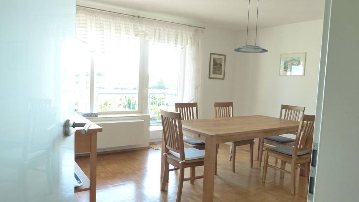 90 M² Ferienwohnung ∙ 3 Schlafzimmer ∙ 5 Gäste - Edesheim