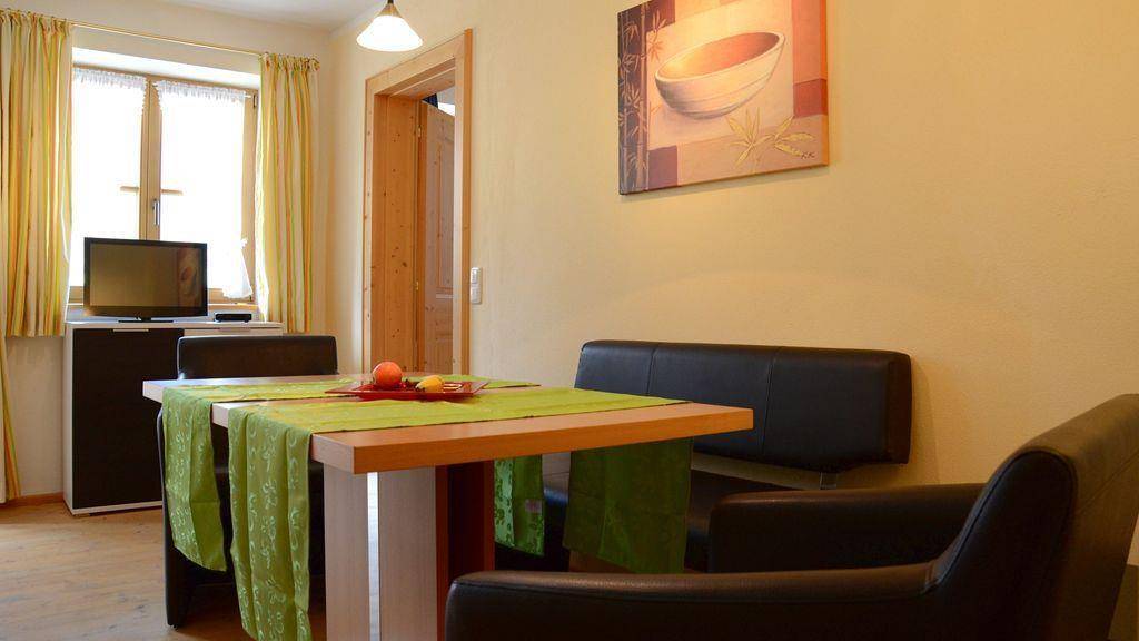 40 M² Ferienwohnung ∙ 1 Schlafzimmer ∙ 3 Gäste - Walchsee