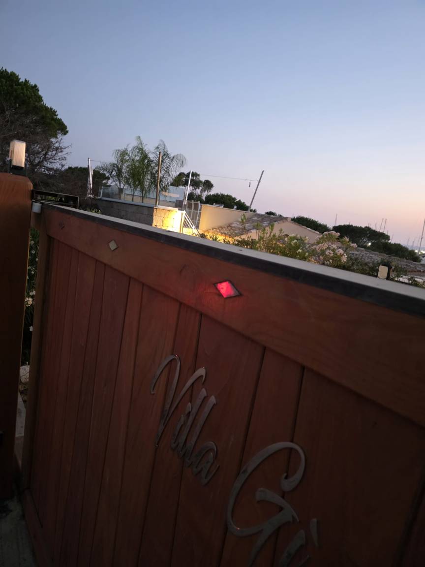 Villa ∙ 3 Schlafzimmer ∙ 6 Gäste - Villasimius