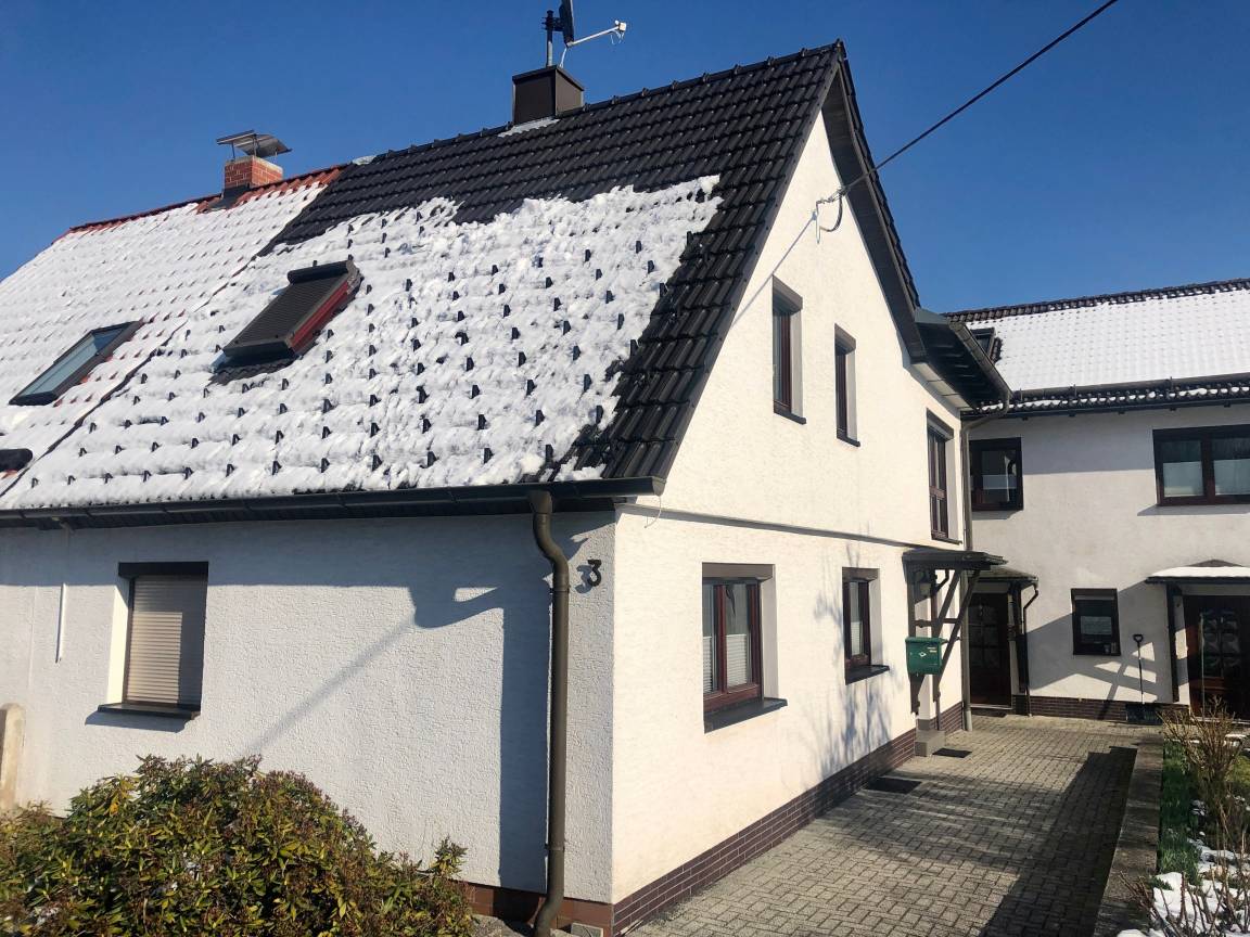 75 M² Ferienwohnung ∙ 2 Schlafzimmer ∙ 6 Gäste - Lauscha