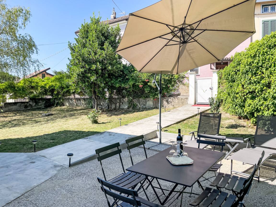 120 M² Casa Vacanza ∙ 2 Camere Da Letto ∙ 4 Ospiti - Acqui Terme